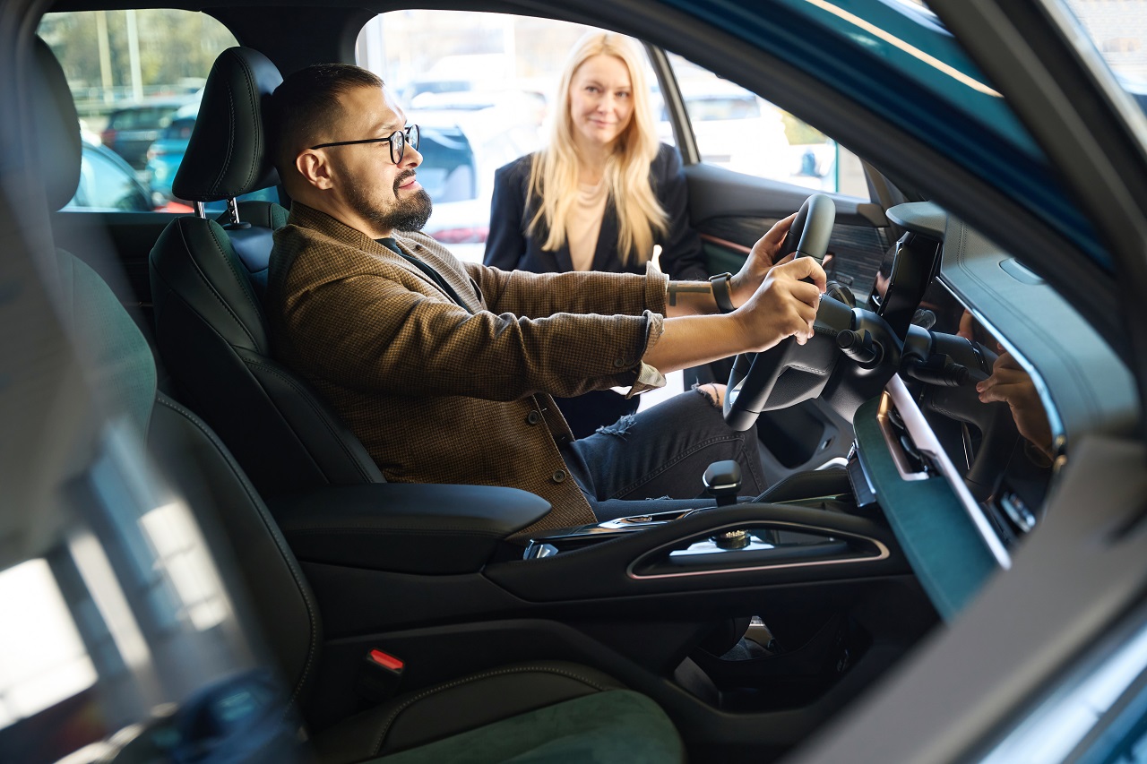 What Does SRS Mean in a Car - SENSE INSIDER